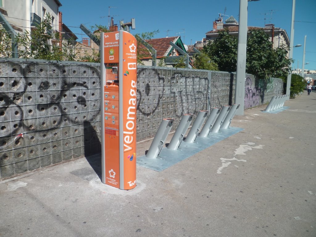 20 septembre 2015 – A Montpellier, la 51ème vélostation automatique ...