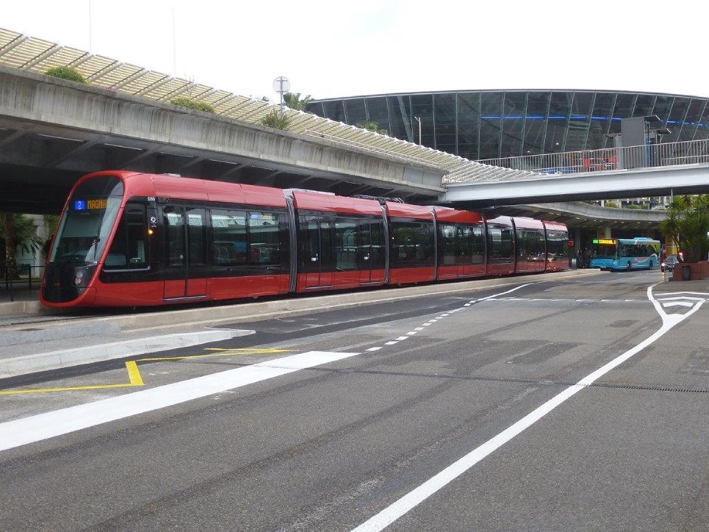 21 avril 2019 – Desserte par le tramway des terminaux 1 et 2 de l ...