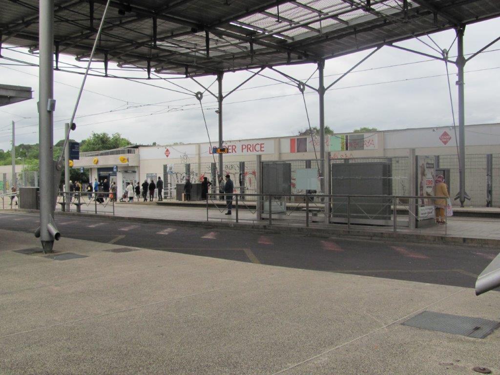 13 mai 2020 – Station « Stade de la Mosson de la ligne 1 quai direction ...