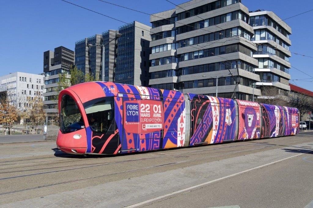 8 mars 2024 – Sur le réseau de tramways du Grand Lyon, la rame 850 ...