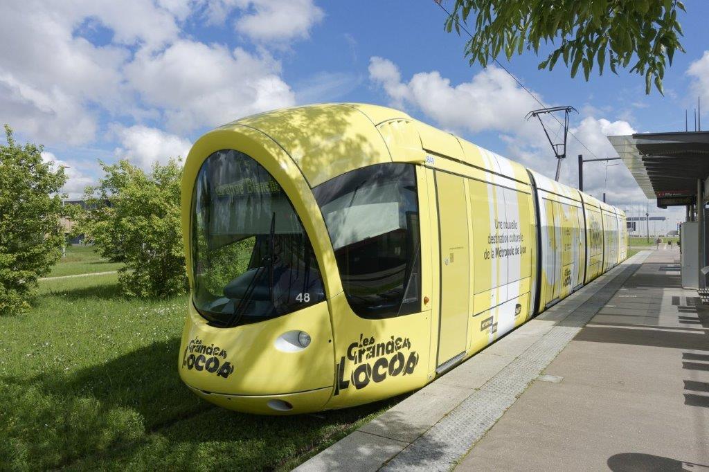 16 mai 2024 – Sur le réseau de tramways TCL du Grand Lyon, la rame 848 ...
