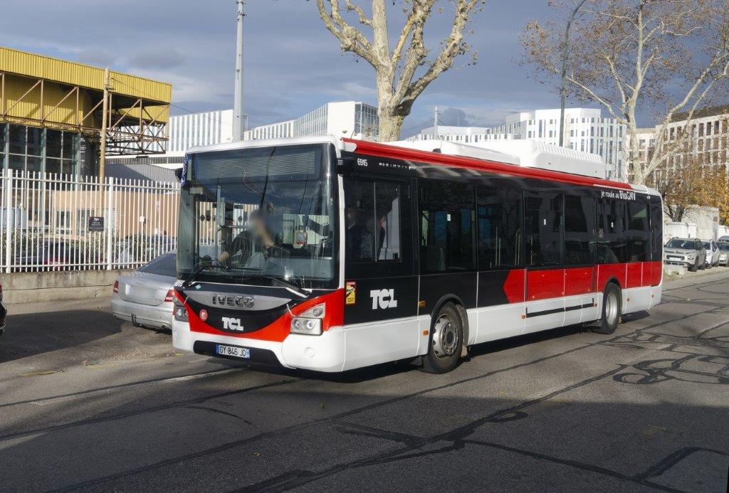 26 novembre 2024 – Les trolleybus et autobus du réseau TCL du Grand ...